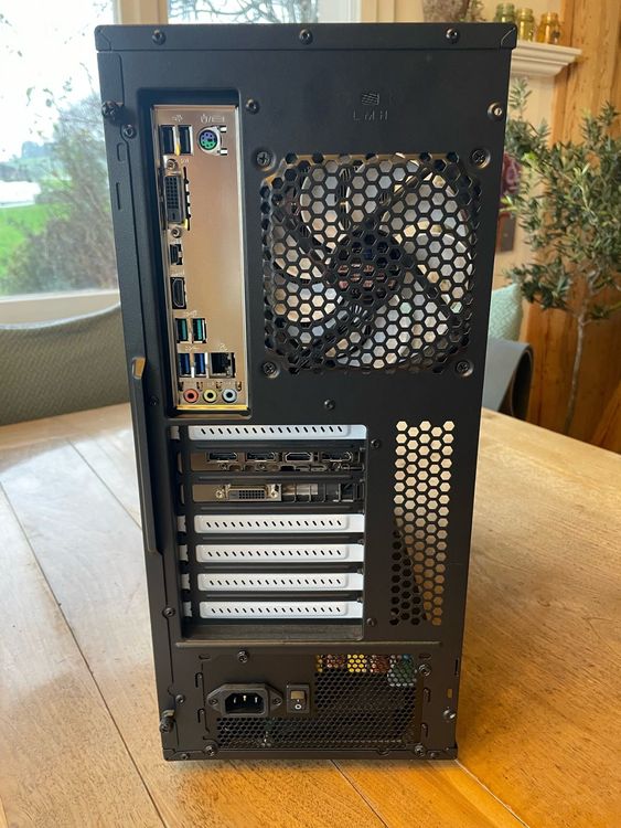 Full HD-Gaming PC (i7-8700K, 16GB Ram, Gforce 1080, 4.5TB) (Gebraucht ...