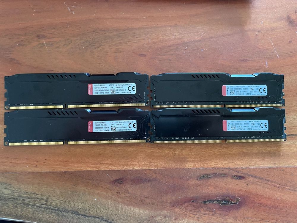 GDDR4 Ram 2 x 8Gb und GDDR3 Ram 2 x 8Gb Top Zustand (Gebraucht) in ...
