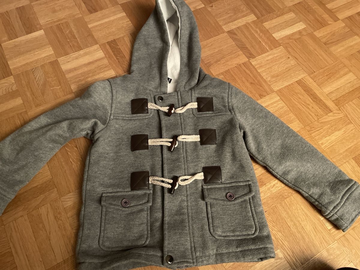Warme Fleecejacke Gr.130 (Gebraucht) in Davos Dorf für CHF 10 – mit ...