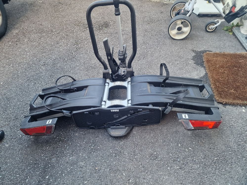 Porte-vélos plateforme pliable Thule, 2 vélos (D'occasion) à Collonges ...