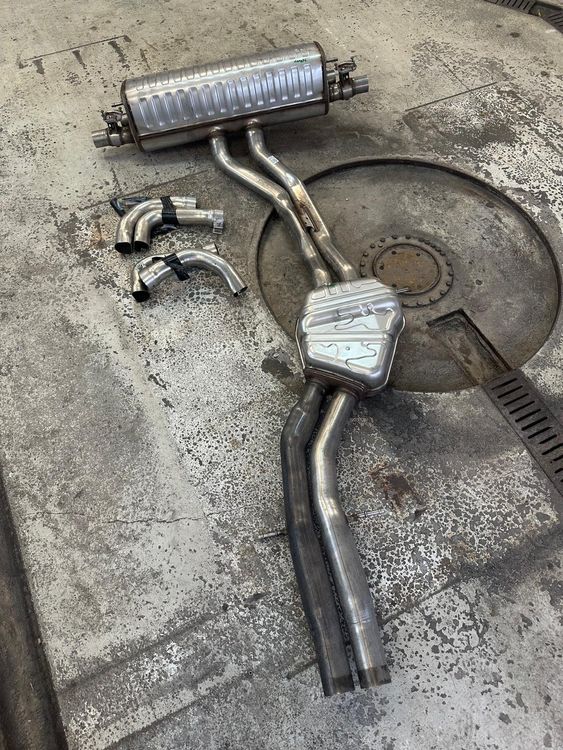 Audi RSQ8 Performance Lomborghini Urus Auspuff Schalldämpfer (Neu ...