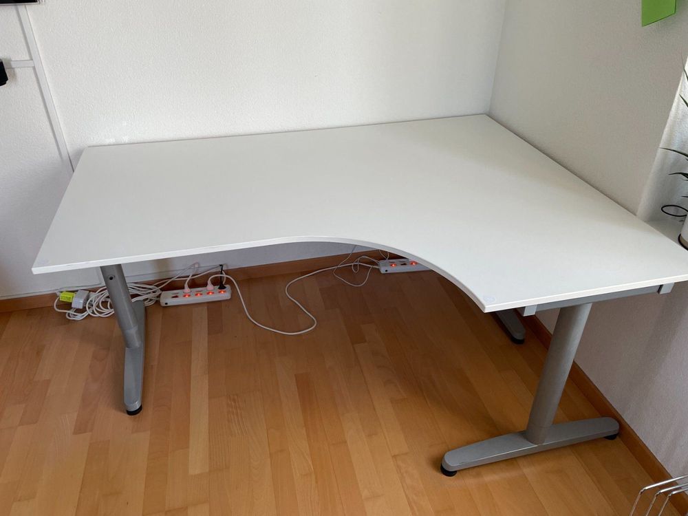 IKEA Schreibtisch GALANT weiss | Kaufen auf Ricardo
