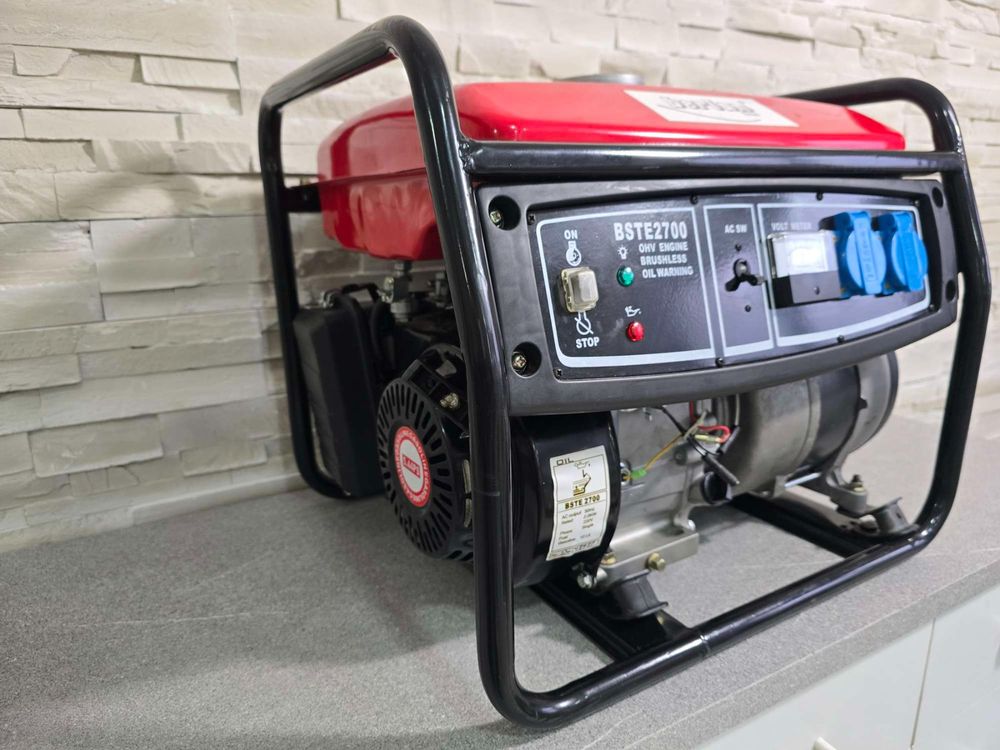 2200 Watt Stromerzeuger Notstrom Generator Notstromaggregat (Neu (gemäss Beschreibung)) in Baar ...