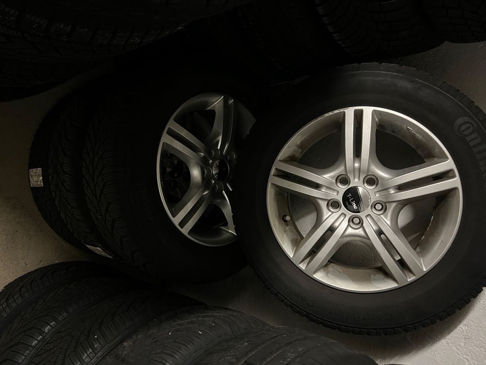 Toyota Prius Alufelgen mit Winterreifen (Gebraucht) in freienbach für CHF 400 – nur Abholung auf ...