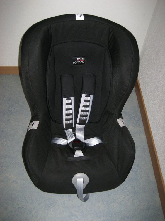 Kindersitz Duo Plus Isofix 9-18 Kilo kg Versand, neuwertig (Gebraucht ...