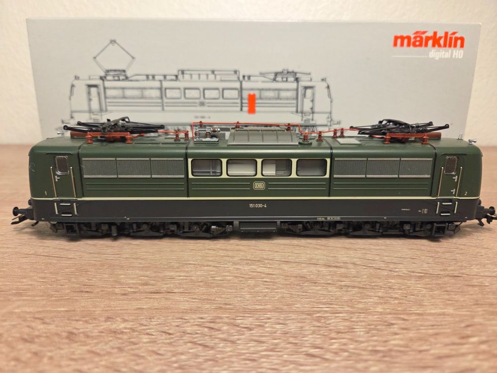 Märklin 37431 E-Lok BR 151 DB Digital H0 (D'occasion) à St-Aubin-Sauges pour CHF 119 – avec ...