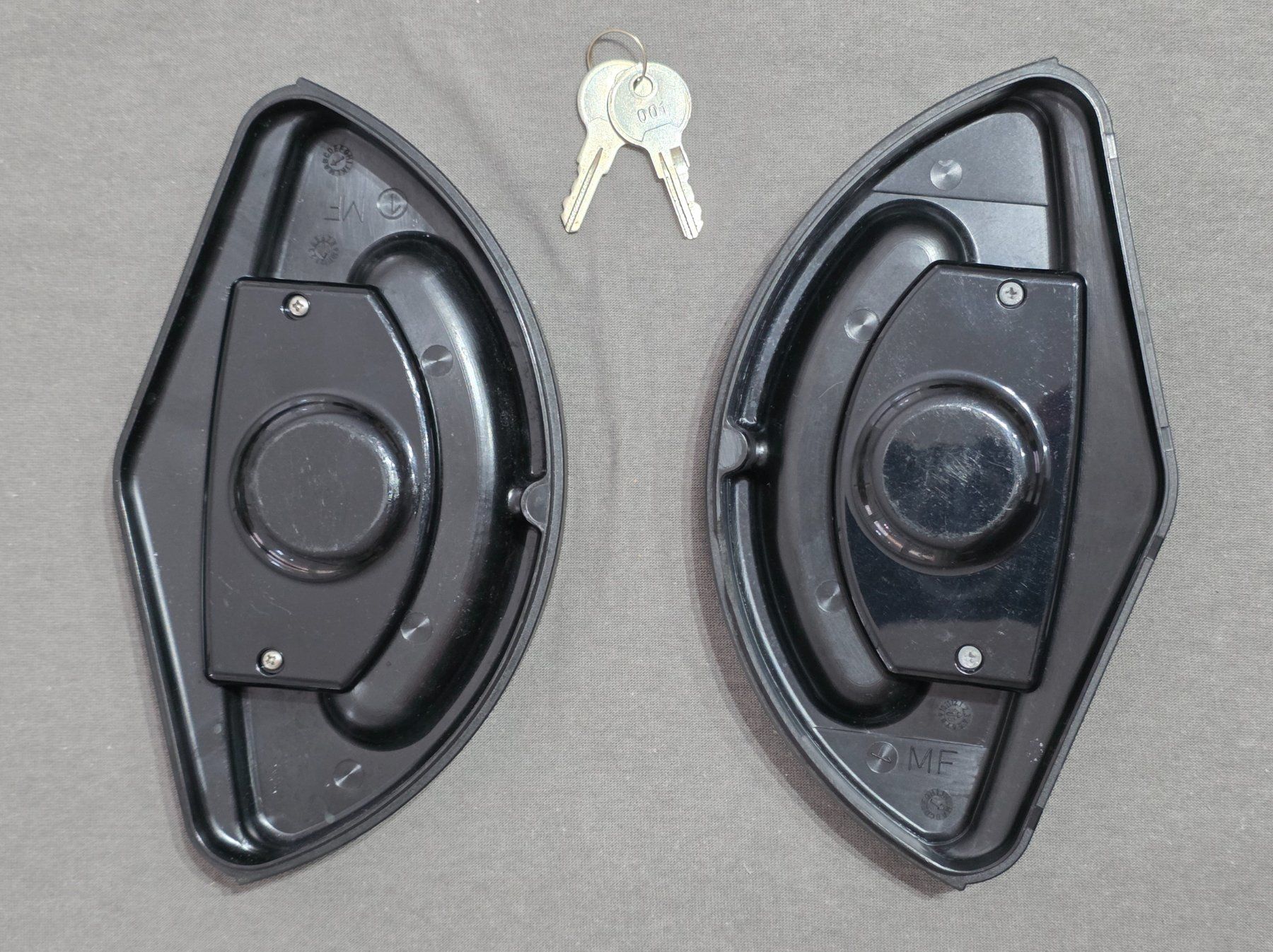 2 Deckel Wassertank abschliessbar Nespresso Gemini CS220 223 (Gebraucht ...