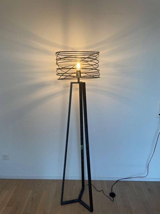 Stehlampe im Industrial Design | Kaufen auf Ricardo