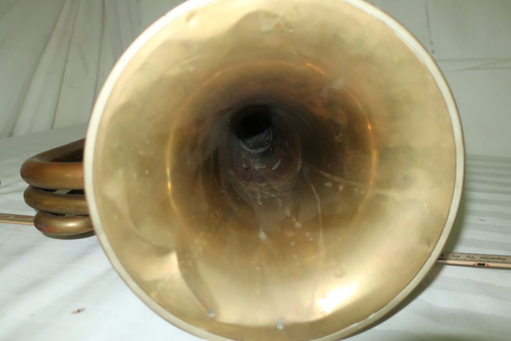 Flügelhorn, wohl Es-Horn, antik, mit Mundstück, Hug, ab1 Fr. | Kaufen ...