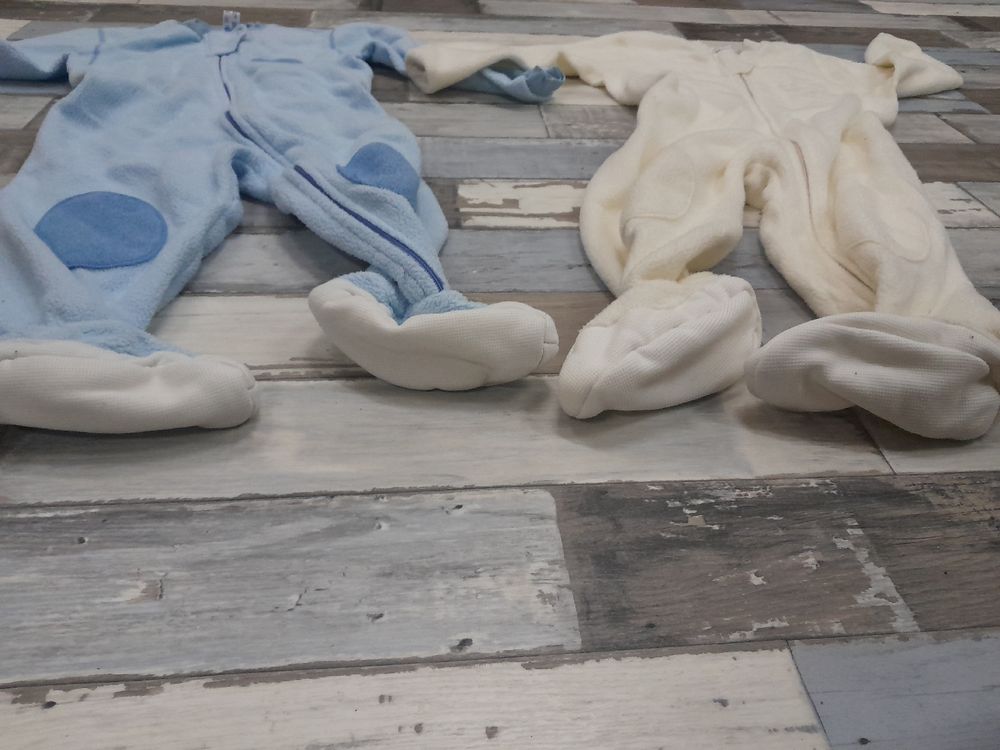 104 ZEWI zwei warme Pijamas Bebe Jou Fleece Füsse (Gebraucht) in ...