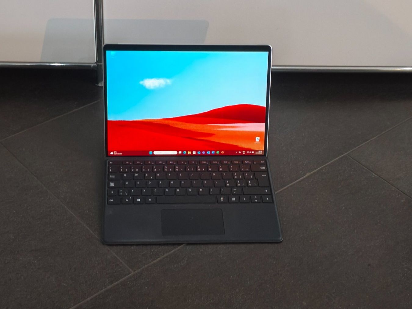 Surface Pro X (10)/LTE /SQ2/258/16GB/Win11/Office 2024/500 (Gebraucht ...