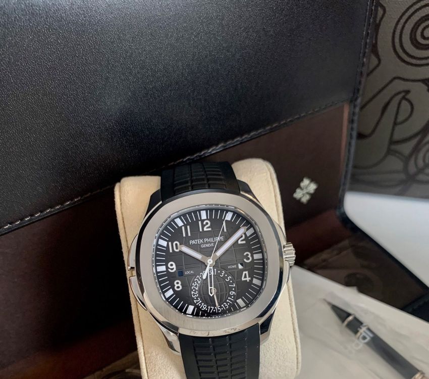 Patek Philippe Aquanaut Travel Time (Gebraucht) in Zürich für CHF 55000 ...