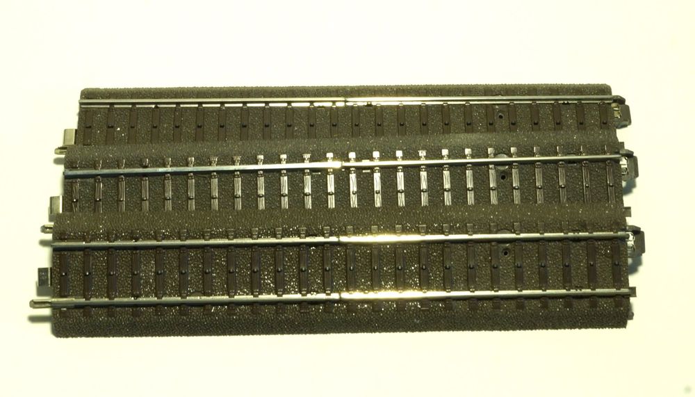 3 stk. Märklin C-Gleis Übergangs-Gleis zum M-Gleis 24951 (Gebraucht) in ...