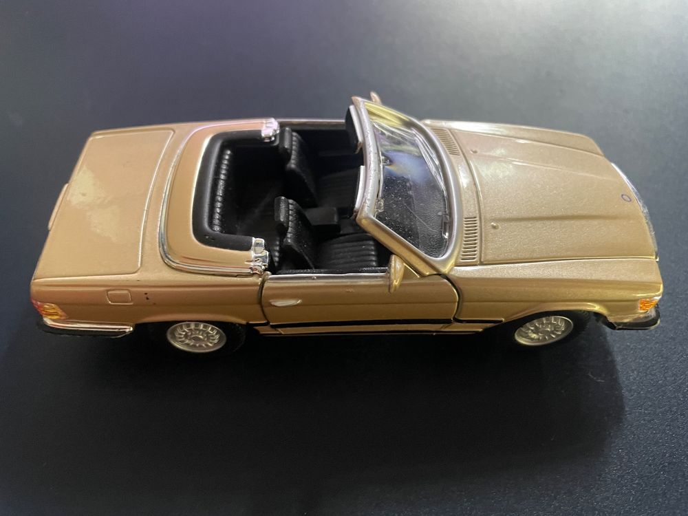 Bburago Mercedes Benz 450 SL 1:32 Top Zustand (Gebraucht) in Volketswil ...