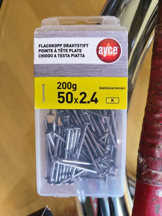 Grosses Handwerker SET Dübel, Messen, Schraubstock u. Nägel (Gebraucht) in Zürich für CHF 38 ...