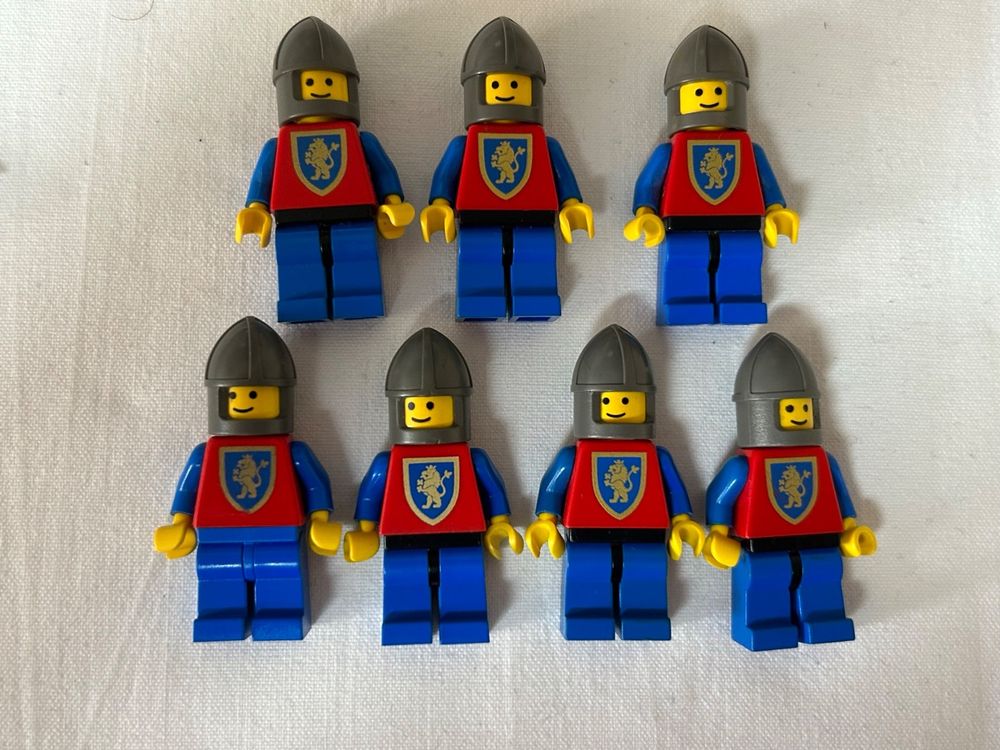 Lego Ritter Figuren (014) (Gebraucht) in für CHF 24 – mit Lieferung auf ...