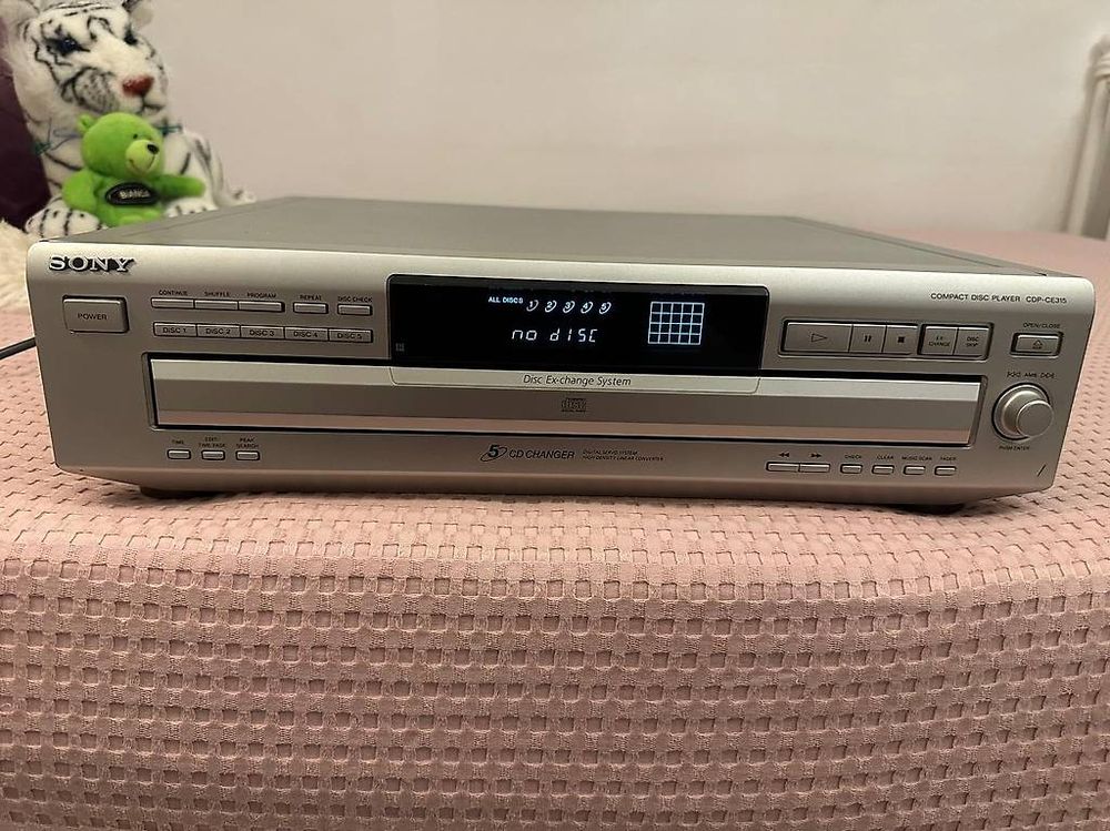 Sony Compact Disc Player CDP-CE315 MIT 5 CD Chenger (Gebraucht) in Hitzkirch für CHF 140 – nur ...