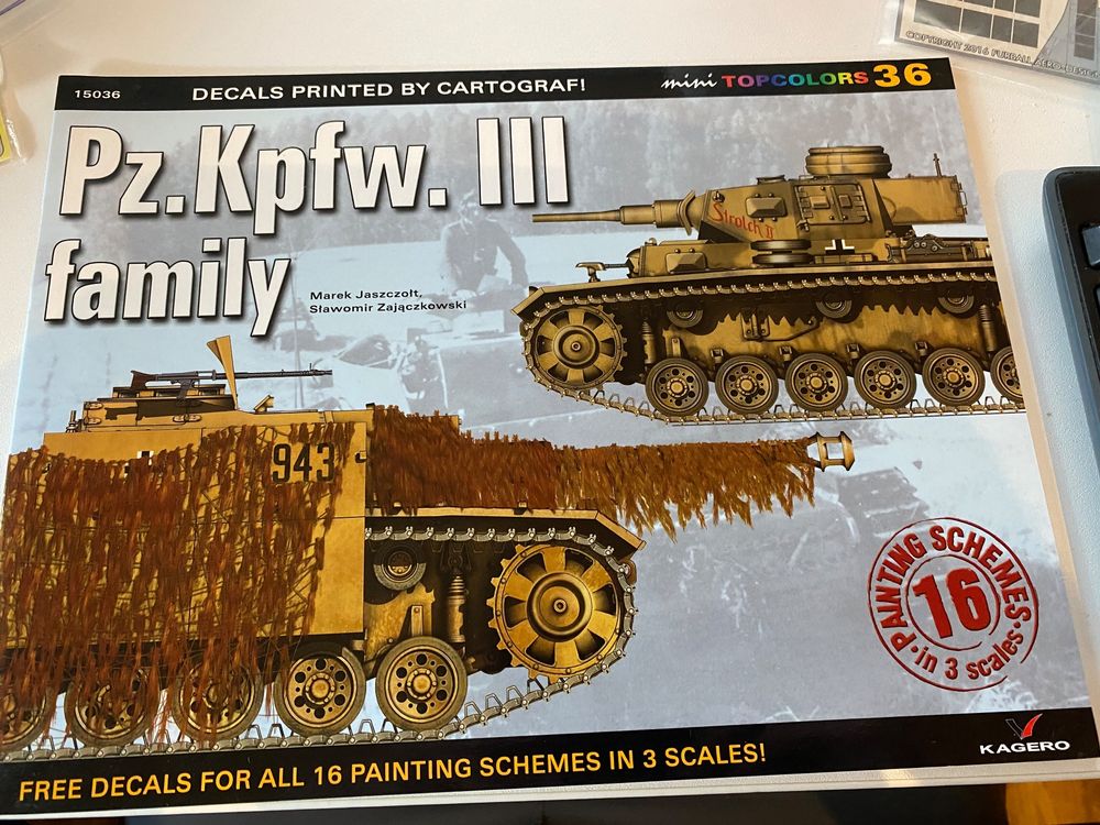 BUCH ENG/POL DECALS PZ.KPFW.III FAMILY KAGERO (Gebraucht) in MÜHLEDORF ...