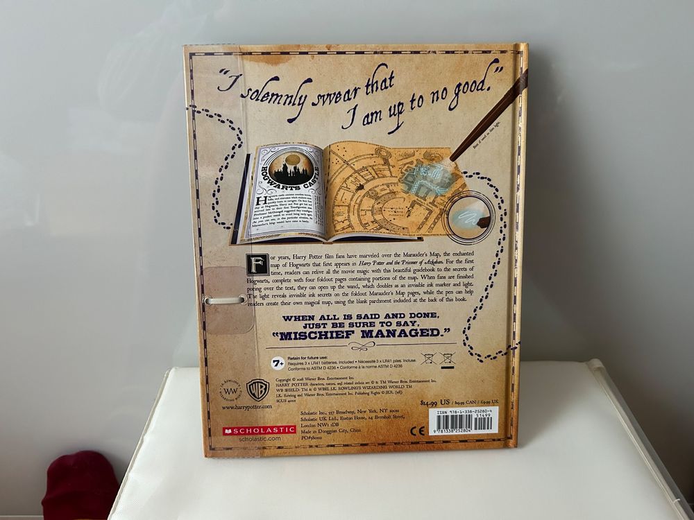 Book Harry Potter guide to Hogwarts interactive wand NEW (Neu und ...