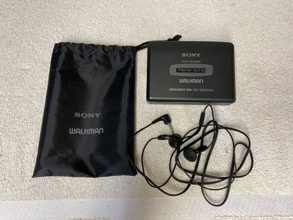 Sony Walkman Mega Bass WM-FX511 (Defekt) in Breitenbach für CHF 38 ...