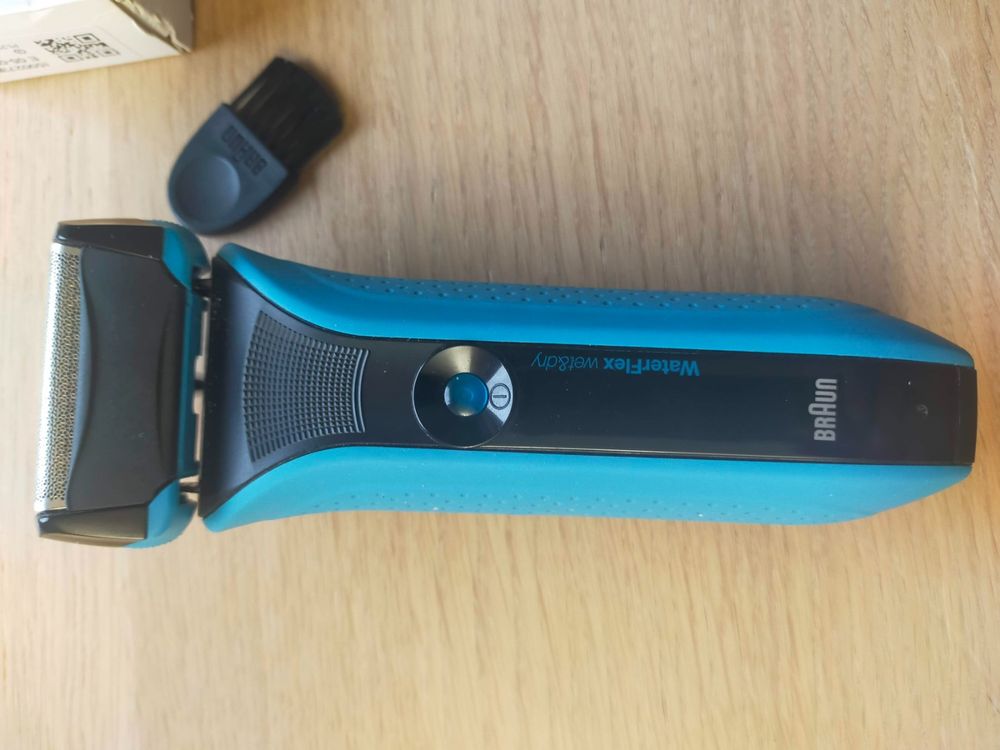 Braun Waterflex Reise Rasierer | Kaufen auf Ricardo