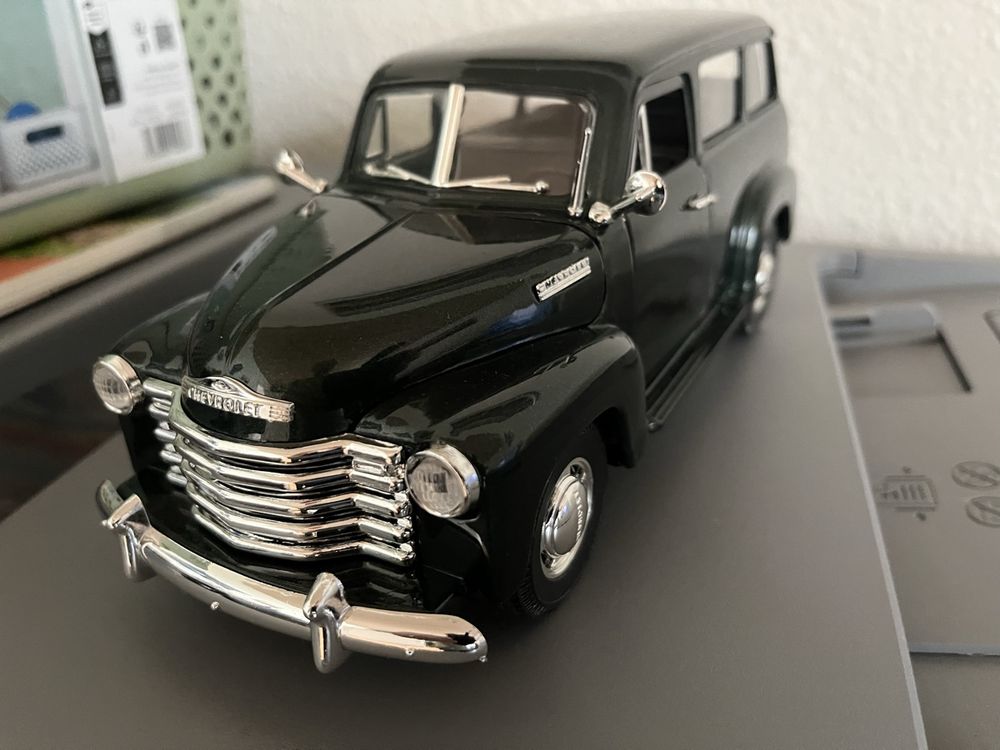 Chevrolet Suburban. 1:18 Mira (Gebraucht) in Rümlang für CHF 19 – mit ...