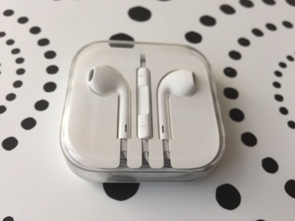 APPLE iPHONE 100% ORIGINAL - HEADSET - 100% NEW ! (Neu und ...