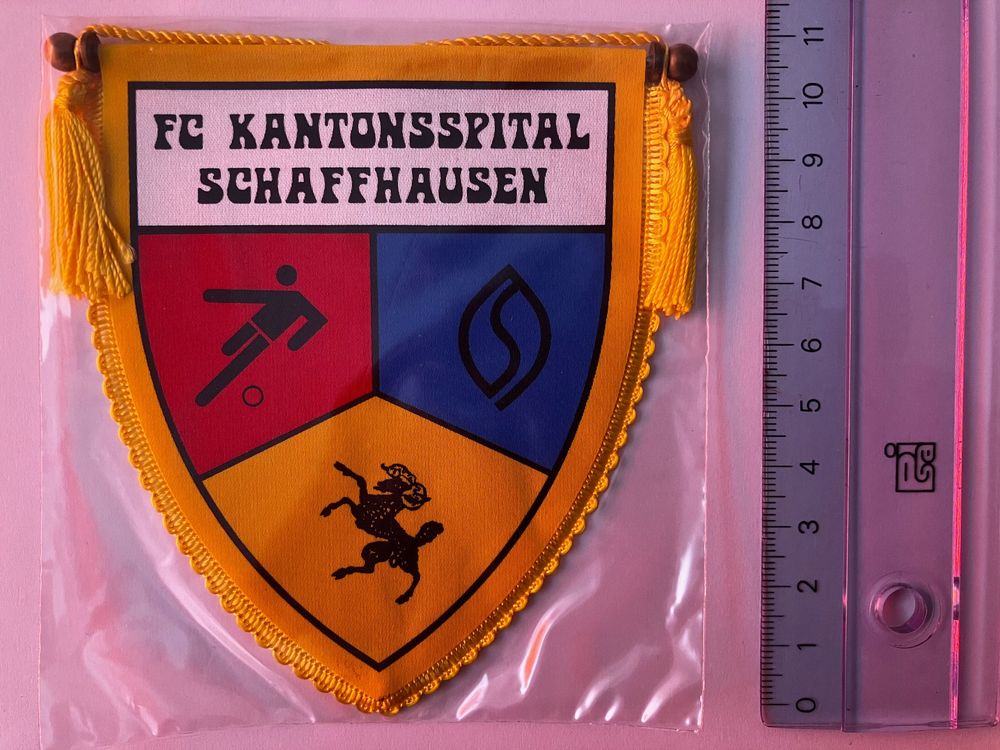 Vintage Fanion/Wimpel FC KANTONSSPITAL SCHAFFHAUSEN (Neu und originalverpackt) in Gland für CHF ...