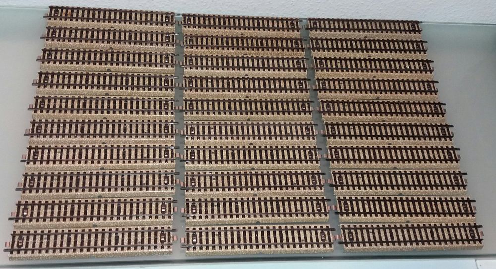 Märklin M-Gleis - - 30 Stück gerade Gleise | Kaufen auf Ricardo