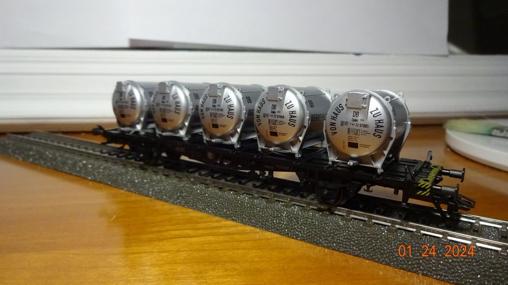 Märklin 4853 Tragwagen DB VON HAUS ZU HAUS (Neu (gemäss Beschreibung)) in Steffisburg für CHF 29 ...