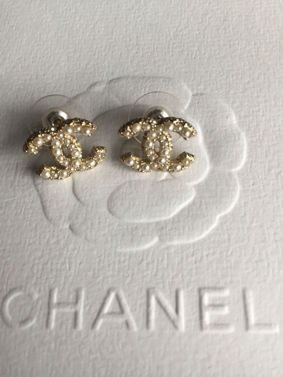 Chanel Ohrclips (Gebraucht) in Weesen für CHF 240 – mit Lieferung auf Ricardo kaufen