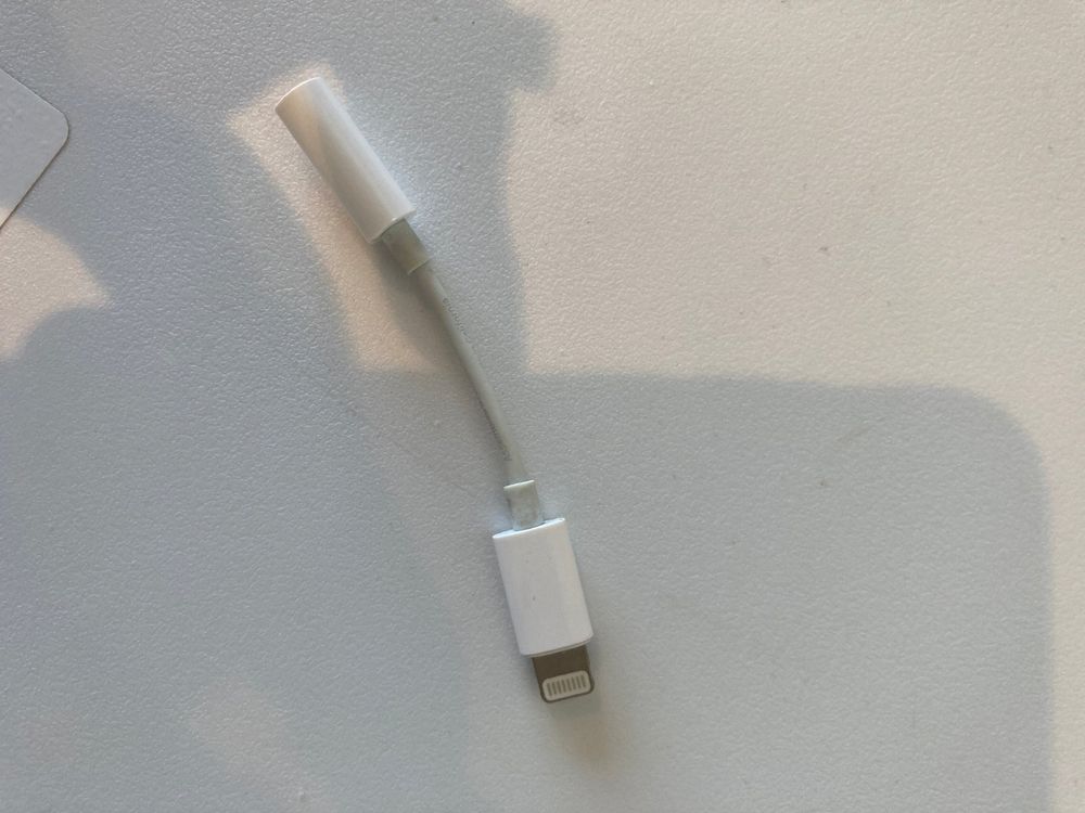 Lightning Cable to Audio Jack Adapter | Kaufen auf Ricardo