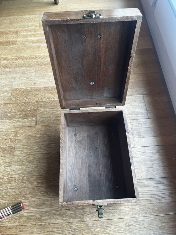 Vintage wooden shoe shine box / Schuhputz Kiste aus Holz (Gebraucht) in ...