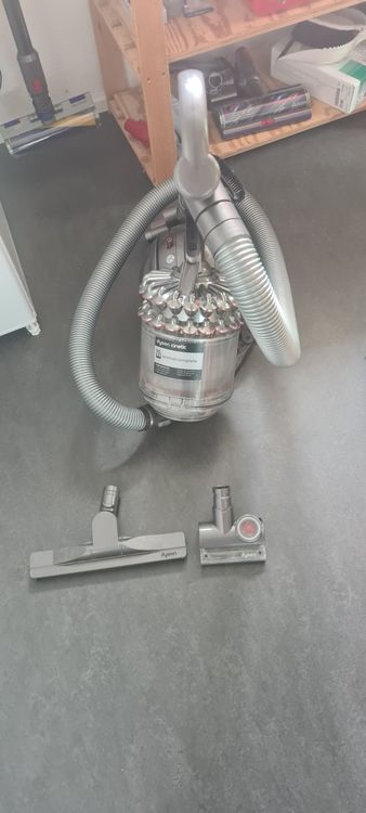 Dyson DC52 | Kaufen auf Ricardo
