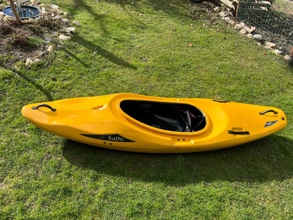 Kayak Eskimo Salto (Gebraucht) in Zuzwil BE für CHF 205 – nur Abholung ...