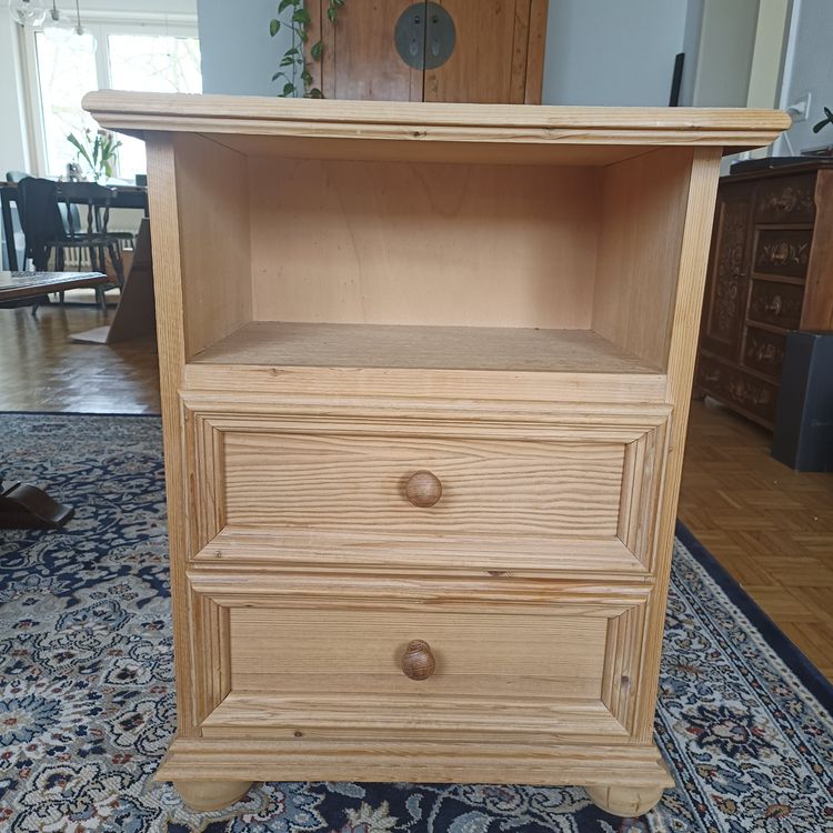 Kommode / Beistelltischli (Gebraucht) in Baden für CHF 20 – nur Abholung auf Ricardo kaufen
