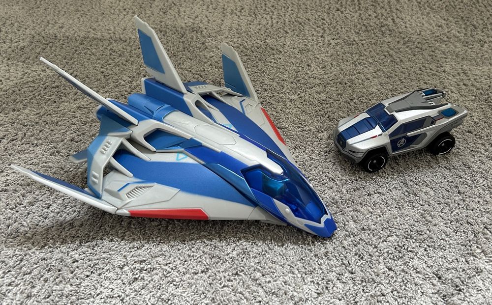 Disney Marvel Avengers Quinjet & Deployment Vehicule (Neu (gemäss ...