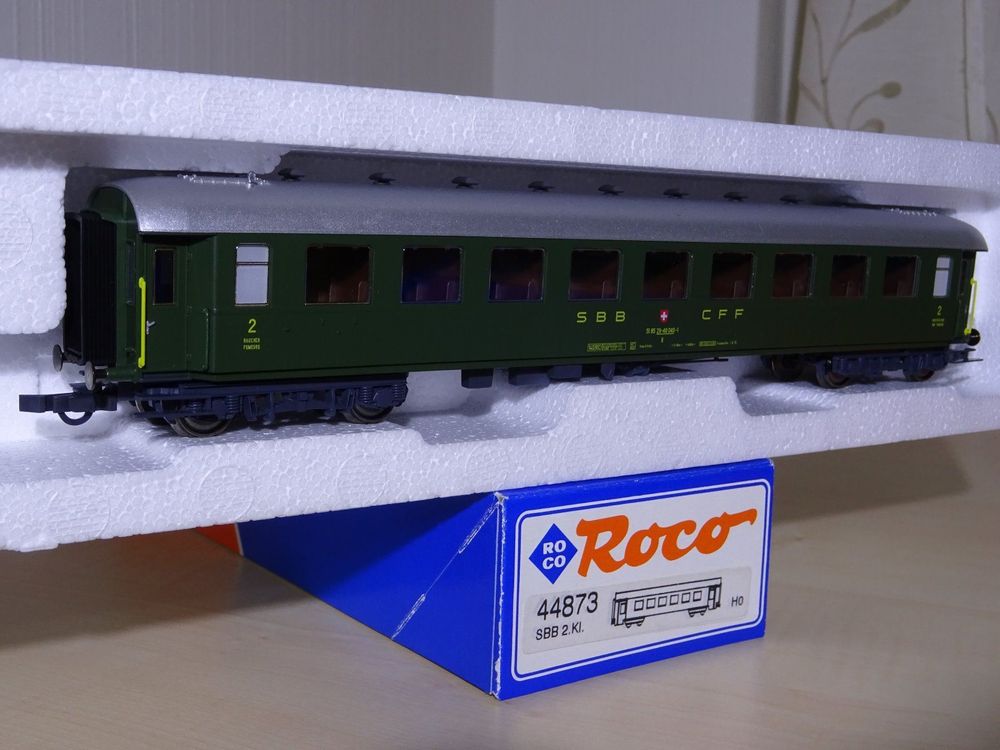ROCO 44873 SBB RIC 2Kl. Stahlwagen NEU (Neu und originalverpackt) in ...