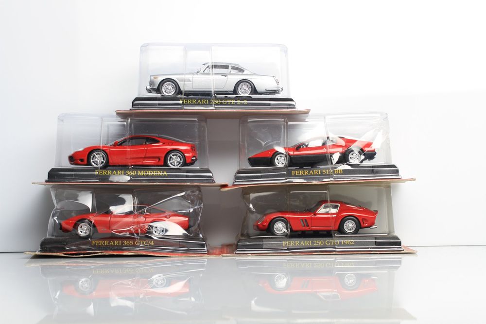 5x Ferrari 1:43 / 250 GTO & GTE 2+2 / 512 BB / Modena / 365 (Neu und ...