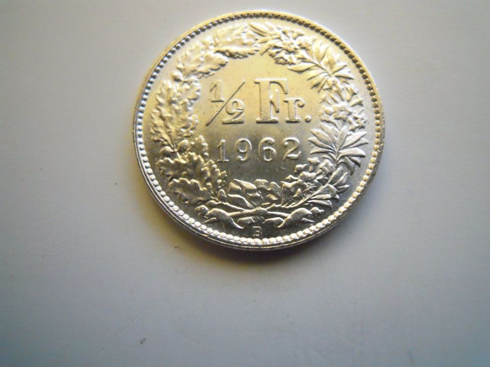 50 Rp. 1962 unz (Neu (gemäss Beschreibung)) in Kriegstetten für CHF 2.8 – mit Lieferung auf ...