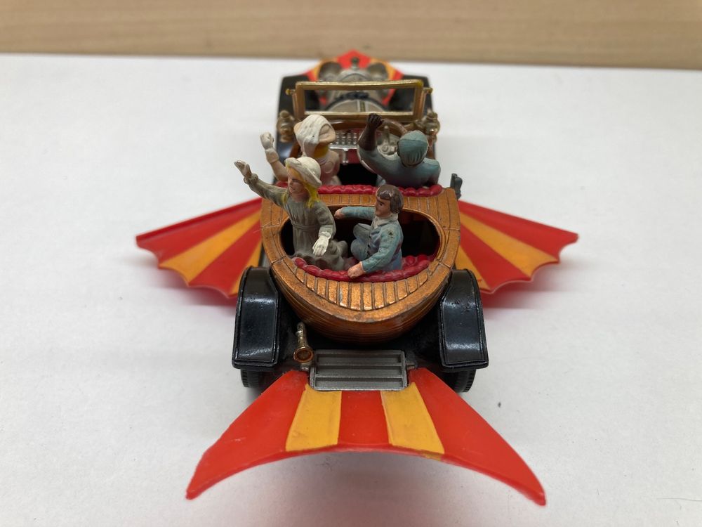 Chitty chitty Bang Bang Corgi Toys (Gebraucht) in Bretzwil für CHF 450 ...