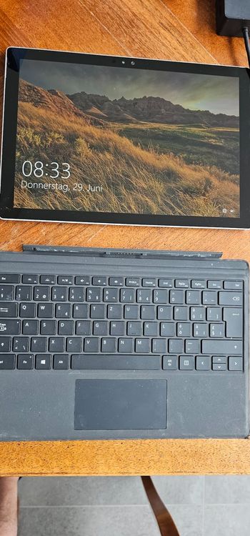 Surface 4 Pro / 16 GB Ram / 240 GB HD / 128 GB SSD (Gebraucht) in ...