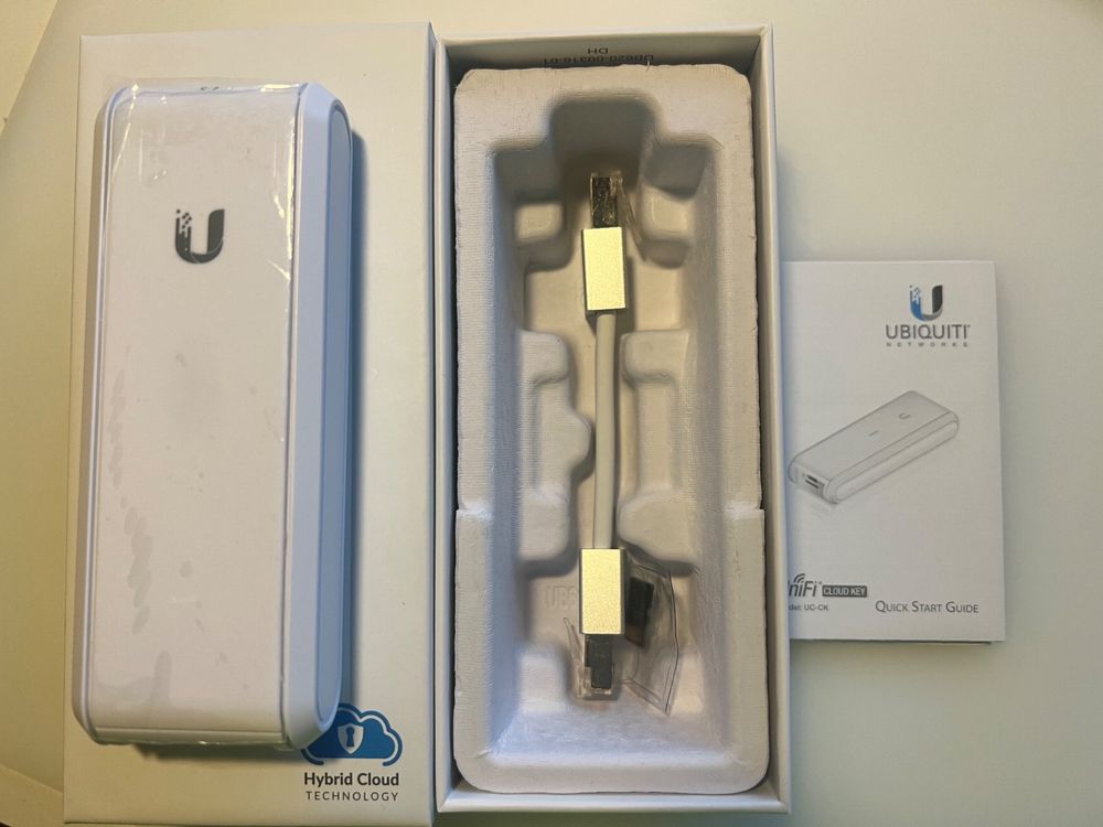 Ubiquiti UniFi Cloud Key Gen. 1 (Neu und originalverpackt) in Unterseen ...