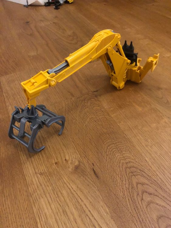 Greifarm von Bruder für Montage an einem Bruder Traktor (Gebraucht) in ...