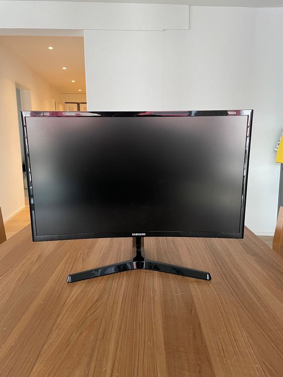 Curved Monitor Samsung CF39 24" (Gebraucht) in Zürich für CHF 45 – nur ...