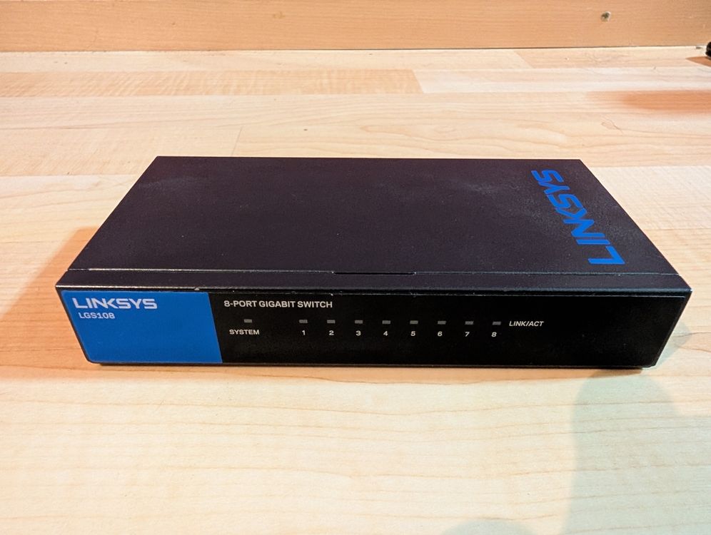 Linksys LGS108 – 8-Port Gigabit Switch (Metallgehäuse, lautl (Gebraucht ...