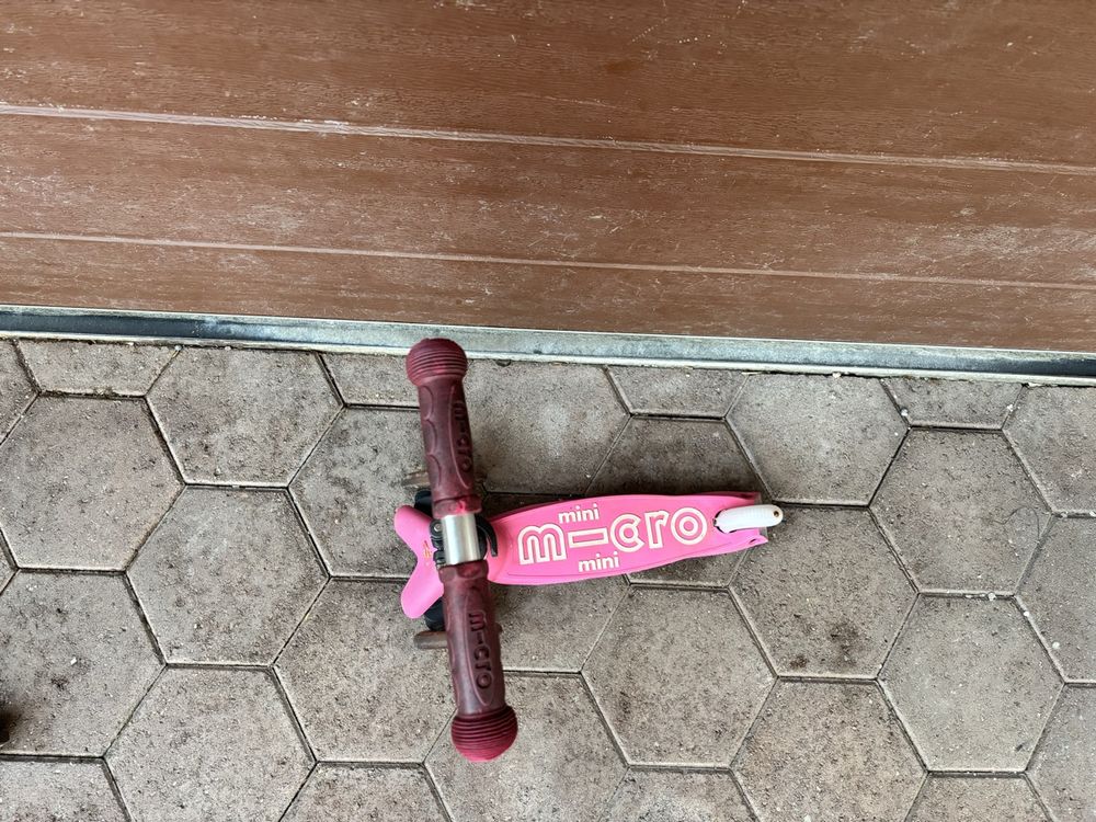 Mini Micro Scooter – Pink (Gebraucht) in Zofingen für CHF 5 – nur Abholung auf Ricardo kaufen