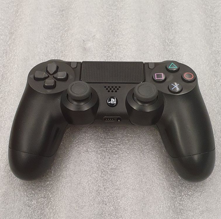 Ps 4 Controller (Gebraucht) in Bottighofen für CHF 20 – mit Lieferung ...
