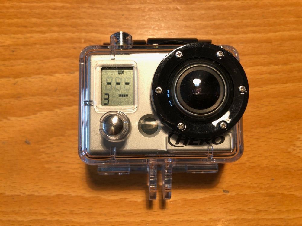 GoPro Hero der ersten Generation (Defekt) in Meilen für CHF 1 – mit ...