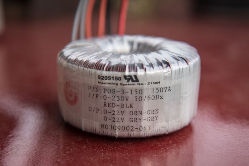 Ringkern Trafo Transformator 230V auf 22V 150VA Neu (Neu (gemäss Beschreibung)) in Diepoldsau ...